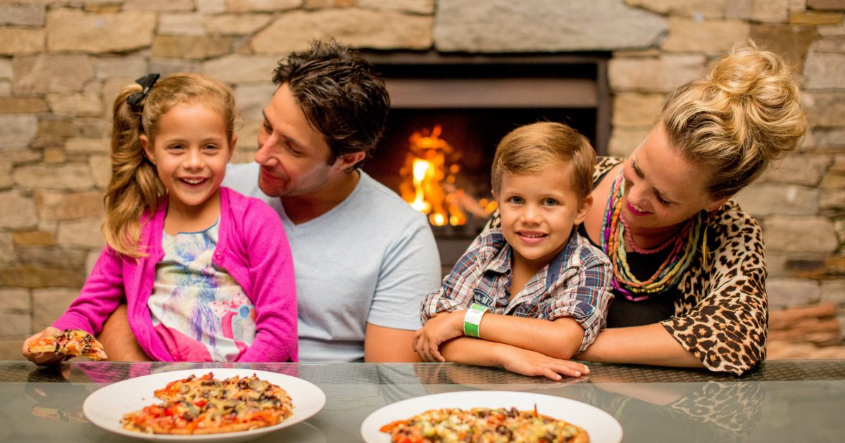 Nibbles Cafe | Family Resorts, Gold Coast | BIG4 Holiday Park